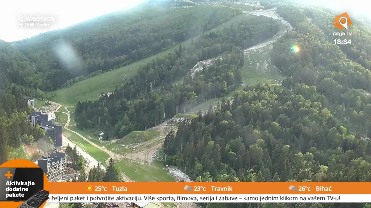 Webcam Bjelasnica, Viewing direction Blick auf den Talbereich Babin Do ...