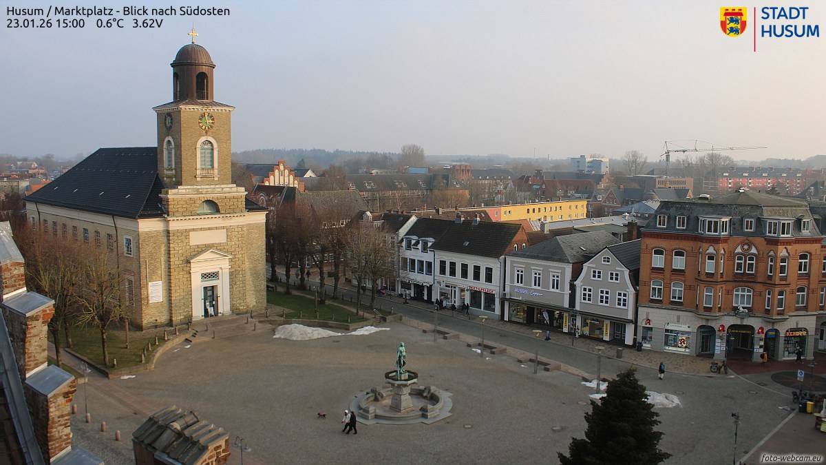 Webcam Husum Markplatz, Husum & Husumer Bucht, 30m - bergfex