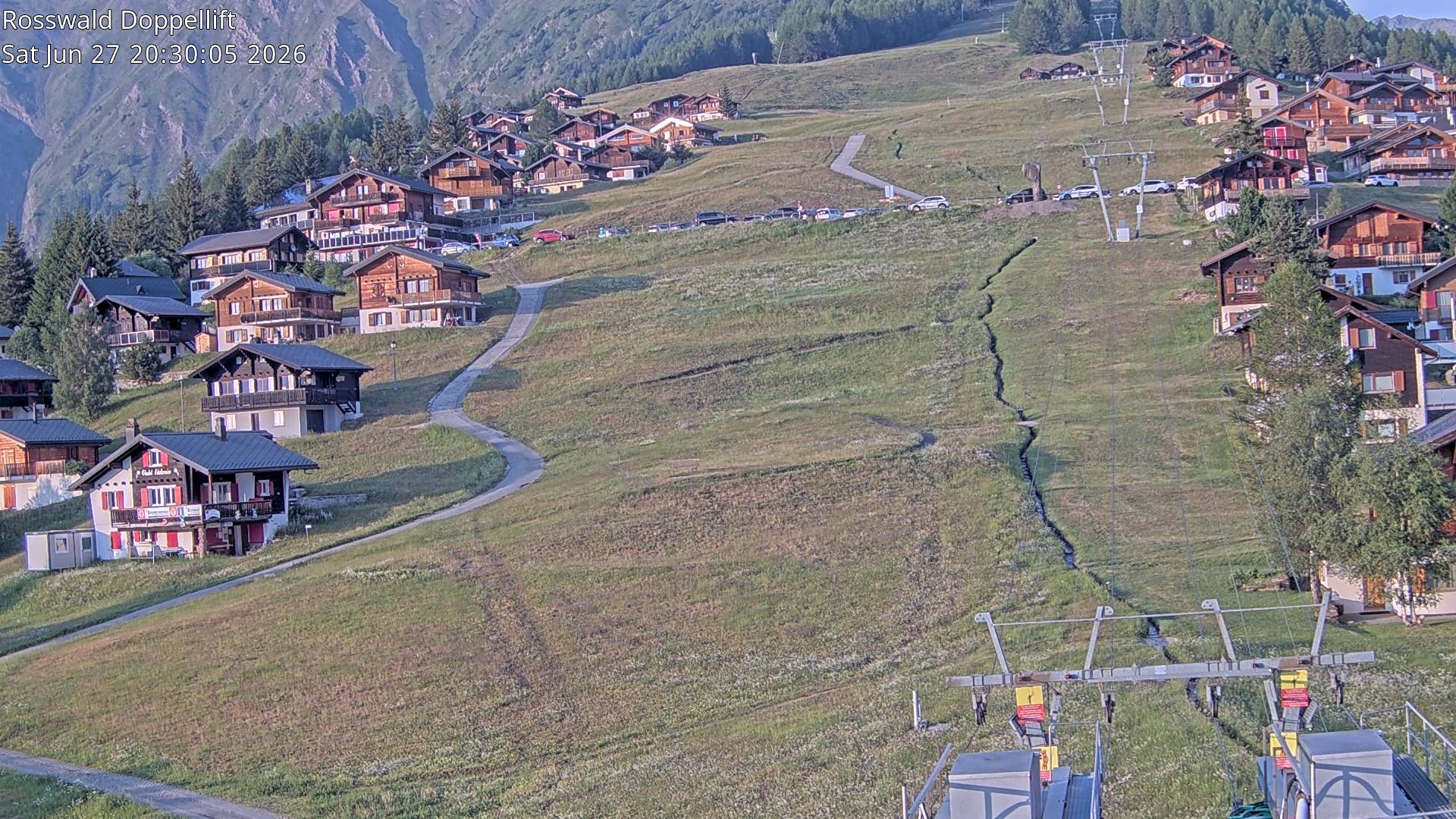 Webcam Rosswald, Viewing direction Doppellift, Aletsch Arena, 1.835 m ...
