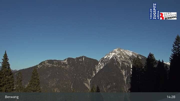 Webcam Sonnalmbahn, Berwang, 1.622 m - bergfex