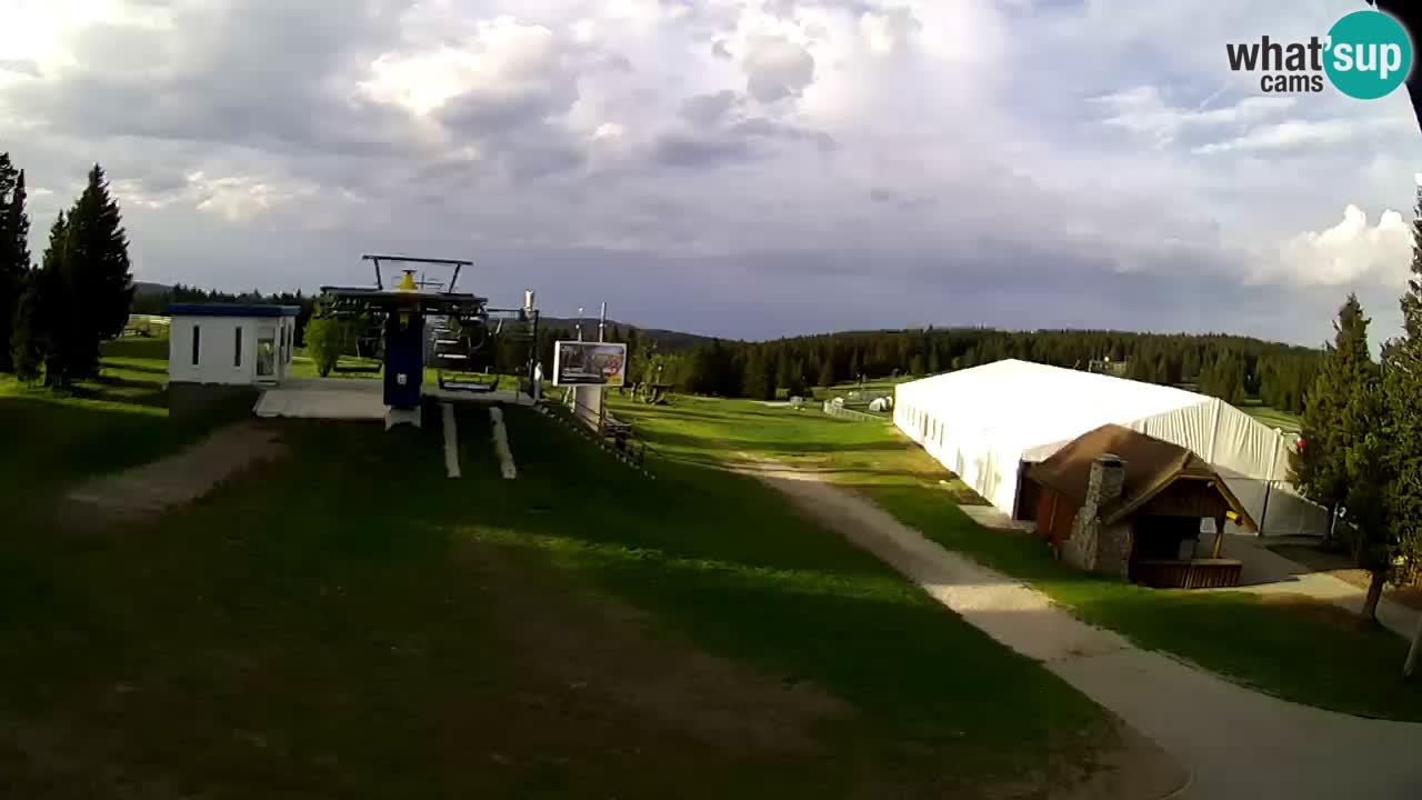 Webcam Planja, Viewing direction Bergstation Planja, Rogla, 1.513 m ...