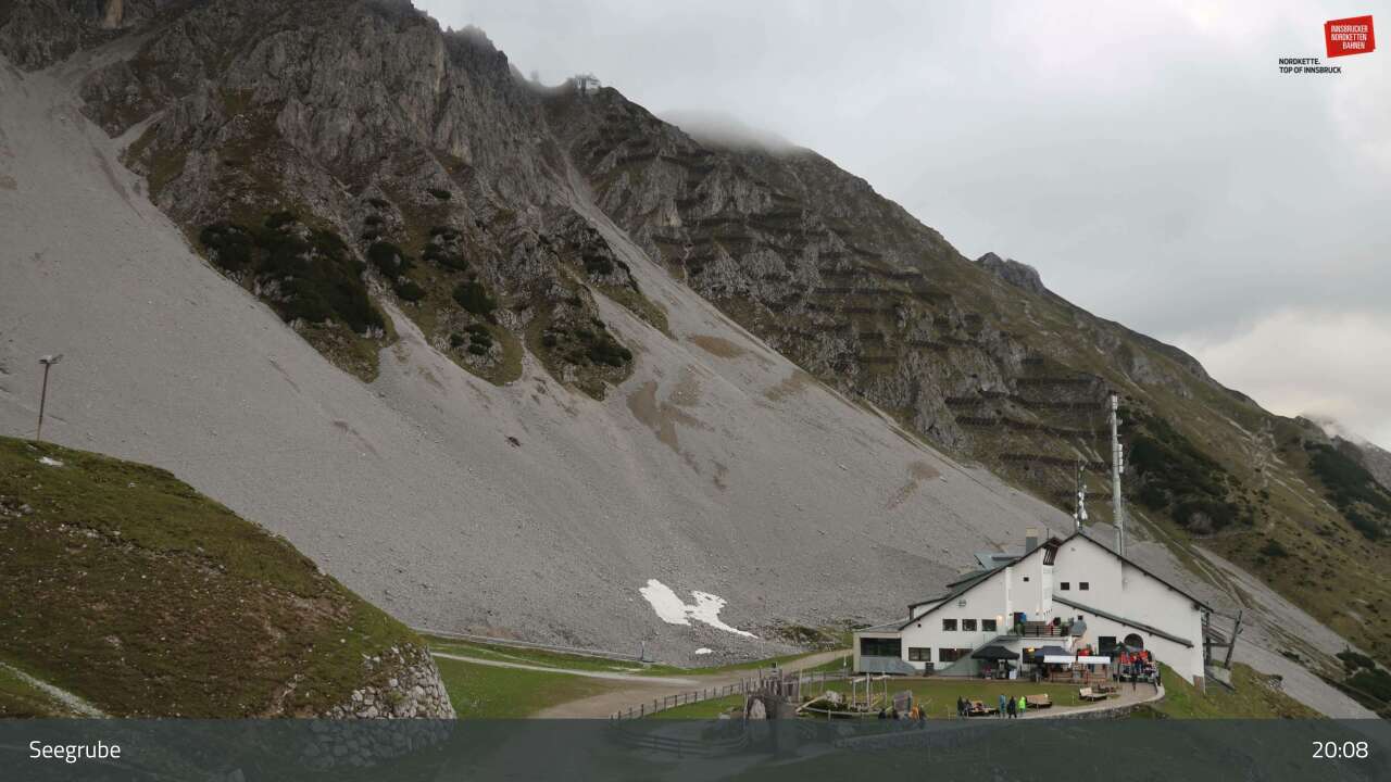 Webcam Seegrube, Blickrichtung Hafelekarbahn, Innsbruck, 1.905 m - bergfex