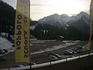 Webcam Foppolo - Montebello K2, :direzione:posizione:livello del mare ...